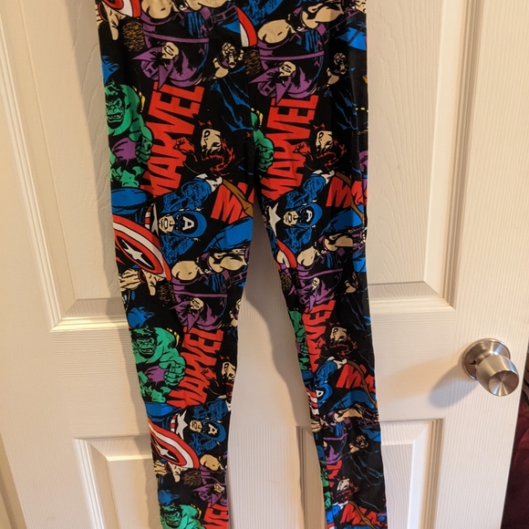 Marvel | Pants & Jumpsuits | Marvels Avengers Leggings | Poshmark